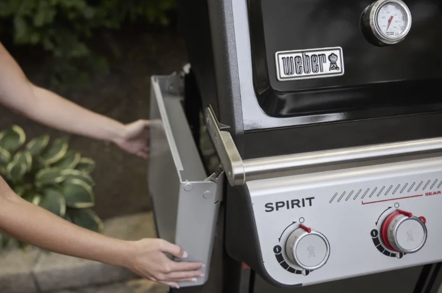 Weber Spirit E-325 Negra